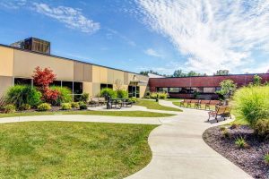 Premier Inpatient Hospital in St. Charles | CenterPointe Behavioral