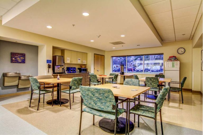 Premier Inpatient Hospital in St. Charles | CenterPointe Behavioral